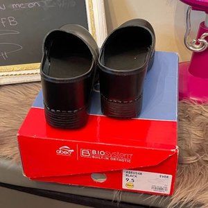 Abeo | Shoes | Womens Abeo Bio System Clogs | Poshmark